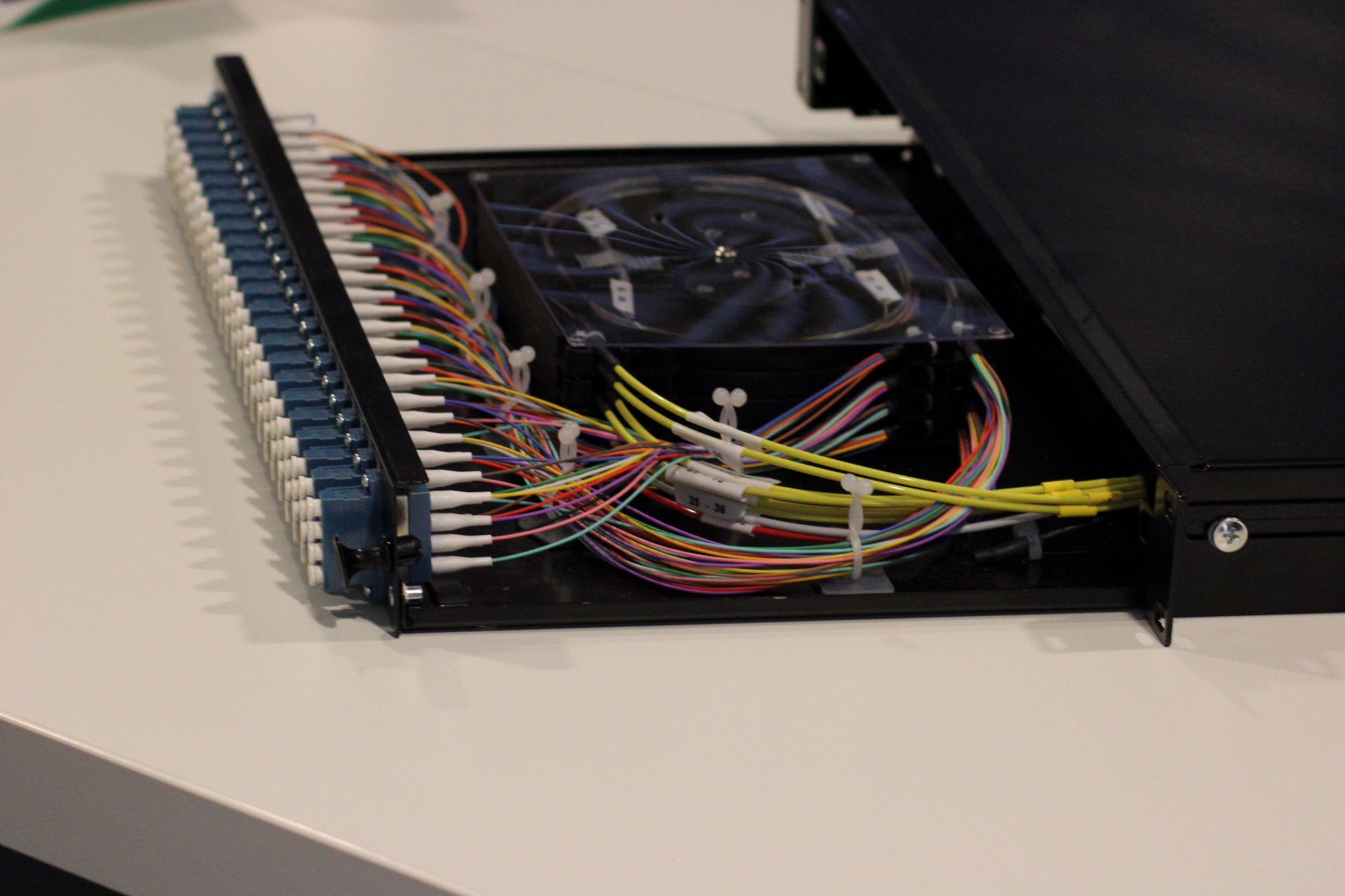 Glasvezel aanleggen en aansluiten: Zo werkt dat!